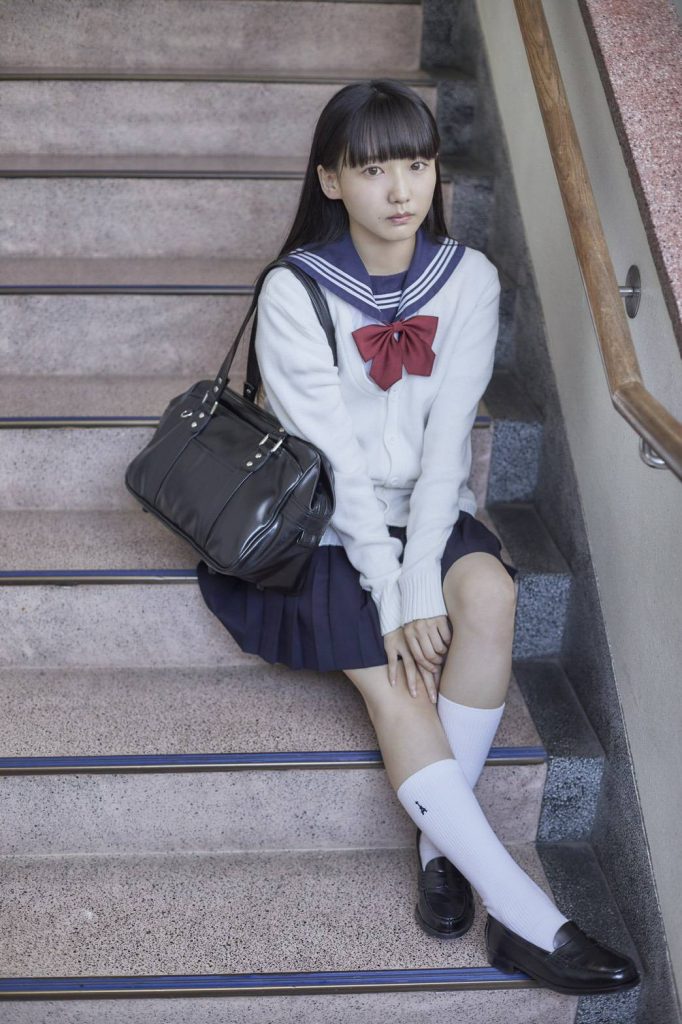 しらいちゃんの魅力がたっぷり詰まった写真集 『密か』が好評発売中！ Kera Style [ケラ！スタイル]